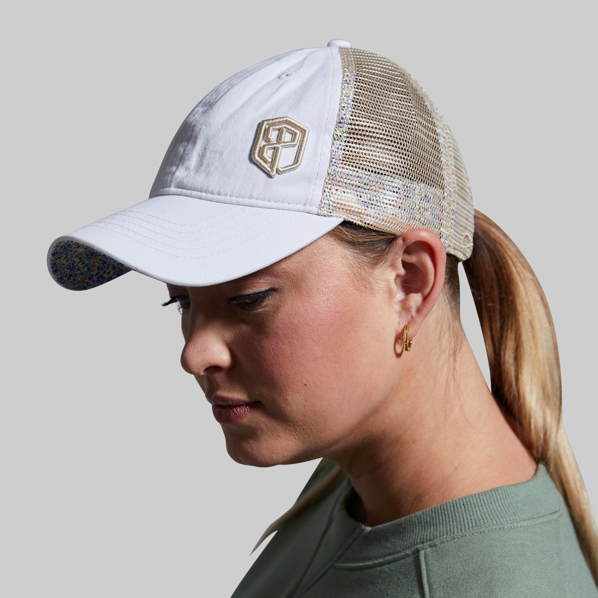 Relax Hat (White/Floral) – Born Primitive